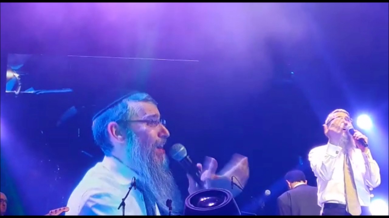 Avraham Fried And Beri Weber Perform At Yad Lachim's Concert In London ...