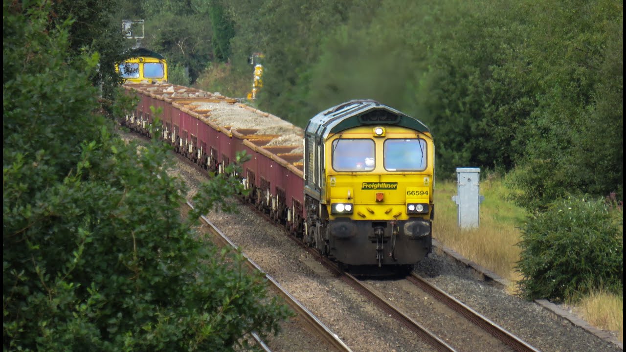 *AWESOME TONES* FL Class 66 No's 66594 TnT 66598 on 6Y50 Chinley Sth Jn ...