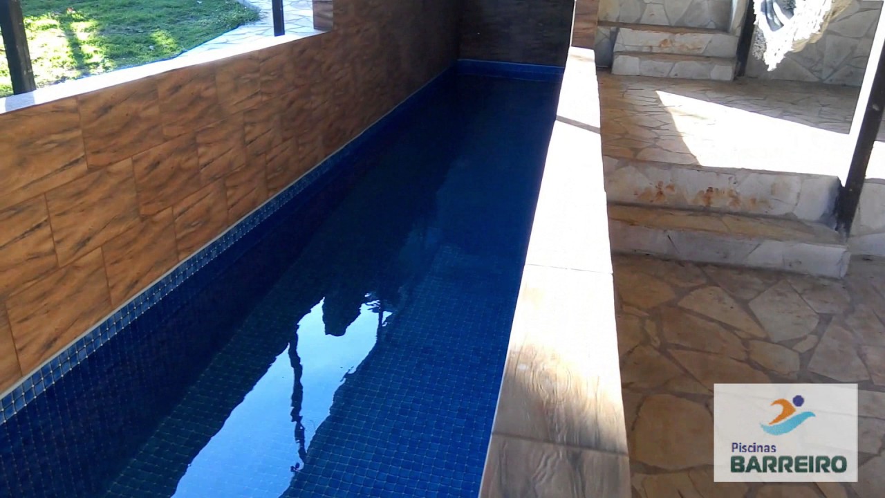 Piscina de vinil em formato de raia (Belo Horizonte) - YouTube