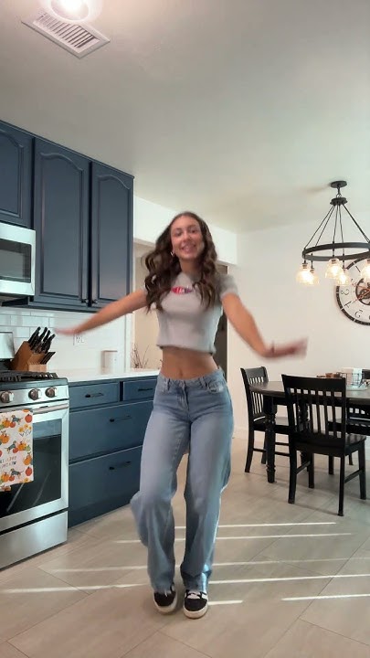 Do you not get the concept?? #dance #foryou #newyear2025 #shorts - YouTube