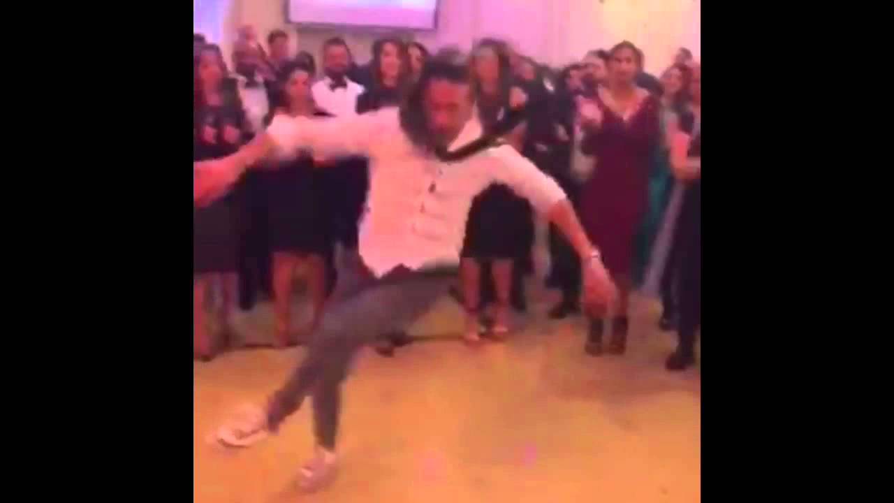 Dance crew remix Halay at Turkish wedding - YouTube