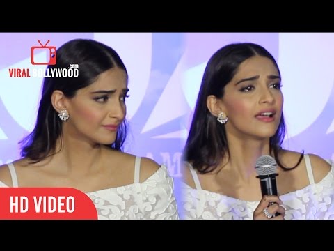 Sonam Kapoor Get's Emotional Tears in eyes | Neerja Trailer Launch