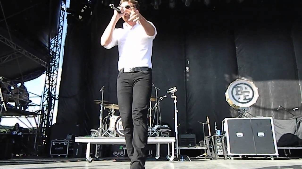 Brett Eldredge hitting the Craven Country Jamboree stage Sunday ...