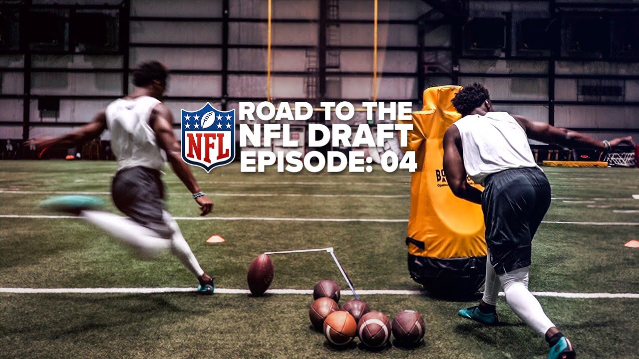 THE FIRST EVER KICKER/WIDE RECEIVER IN THE NFL... - YouTube