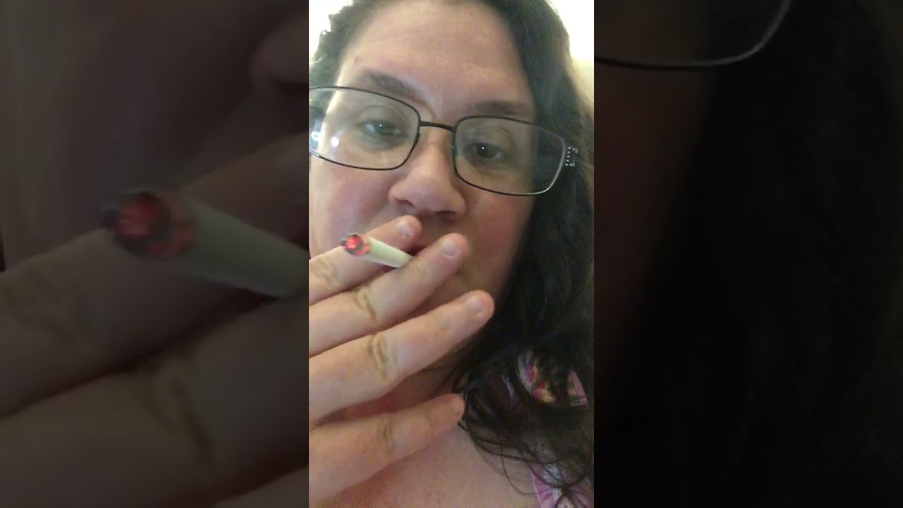 Smoking Misty blue slim 120’s and Walgreens Haul - YouTube