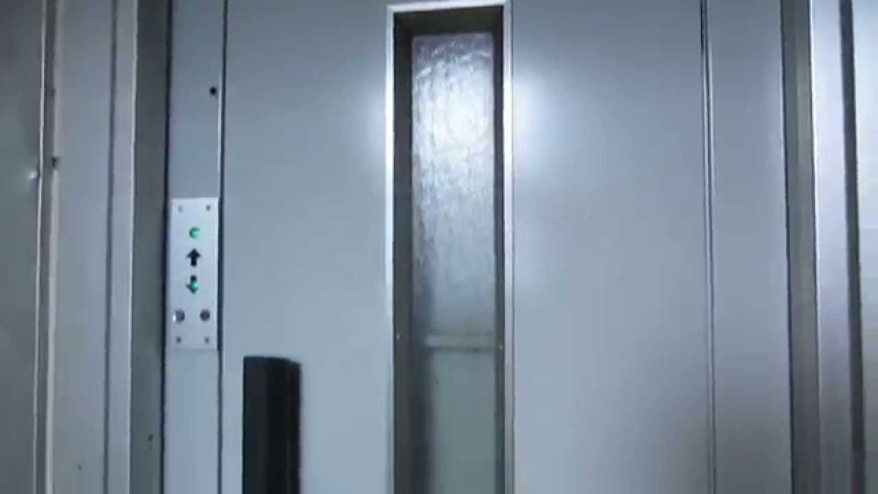 Ganz Schindler elevator from the 80s - YouTube