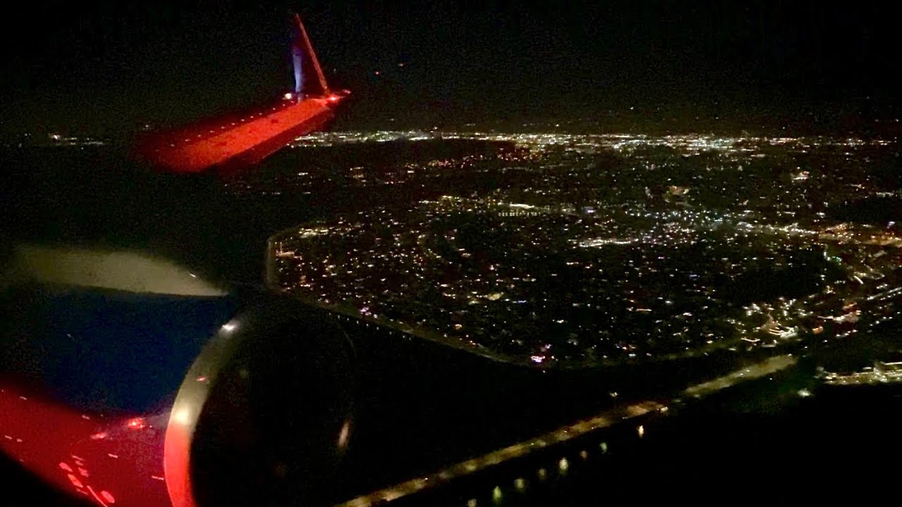 Amazing San Francisco night landing - United Airlines - Boeing 757-300 ...