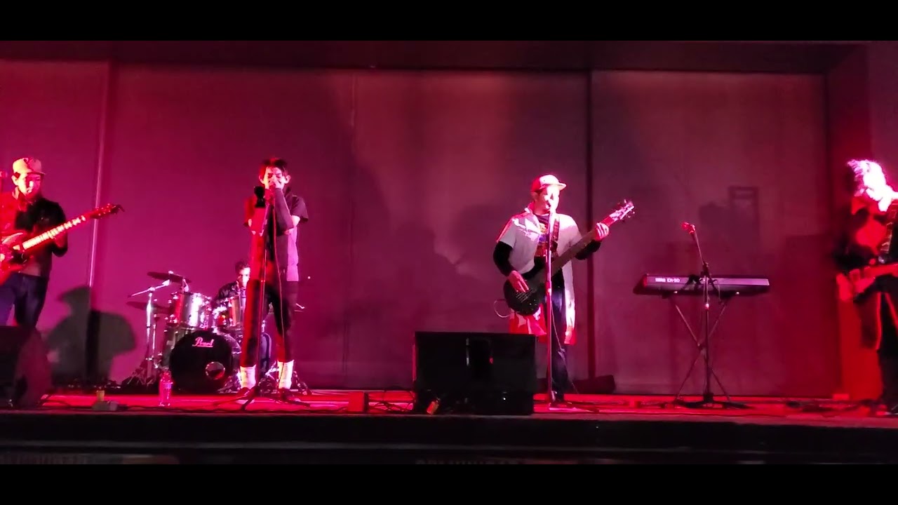 FMAB Again Opening 1 - Animonsters (En vivo) - YouTube