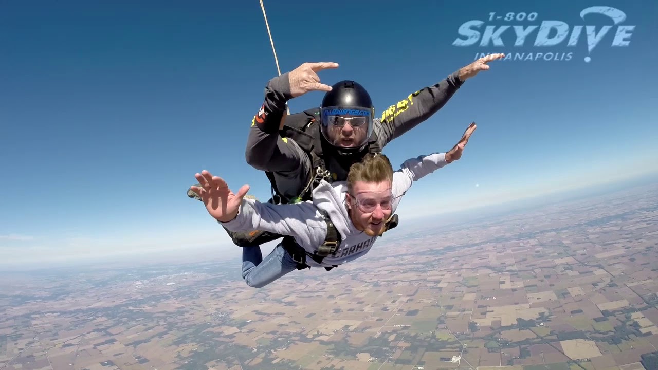 Ryan Wieneke's Tandem skydive! - YouTube
