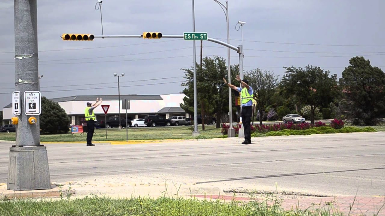 Video Taping Police - YouTube