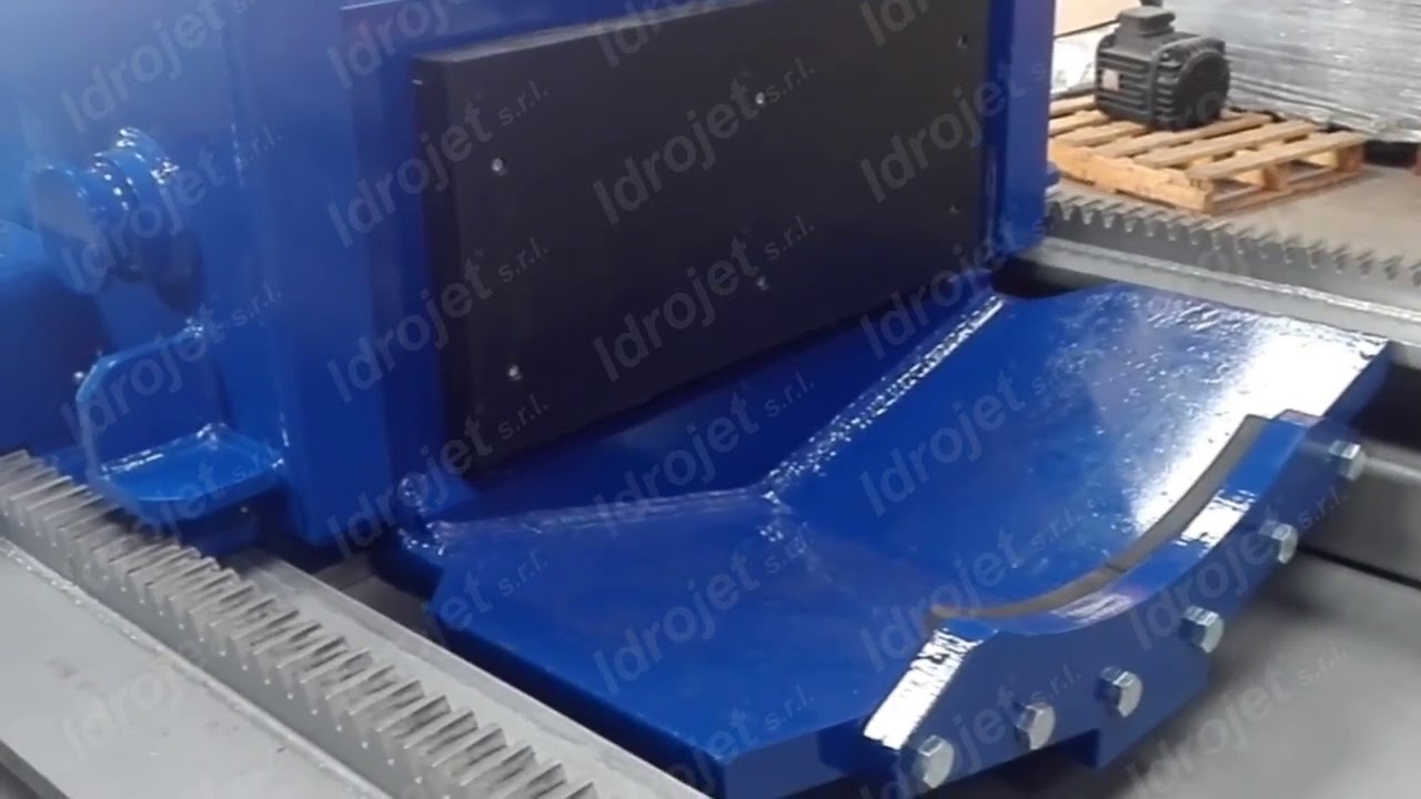 Aerial bundle extractor 100 Ton - YouTube