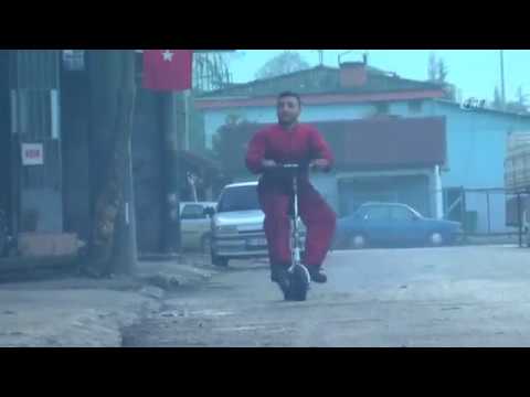 Çim Biçme Makinesinden Motor Yaptı