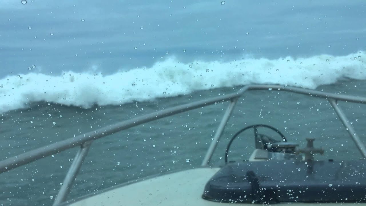 Beach launching Glinks Gully - YouTube