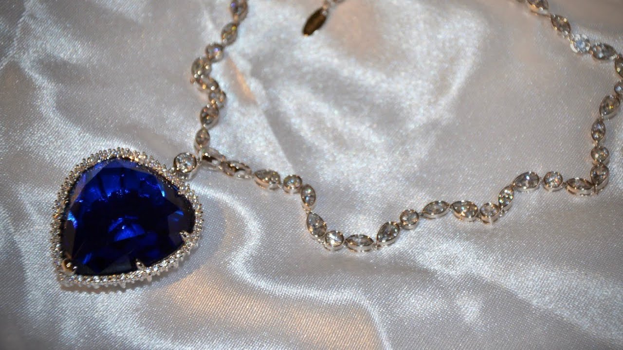 Titanic - The Heart of the Ocean 💙 - YouTube