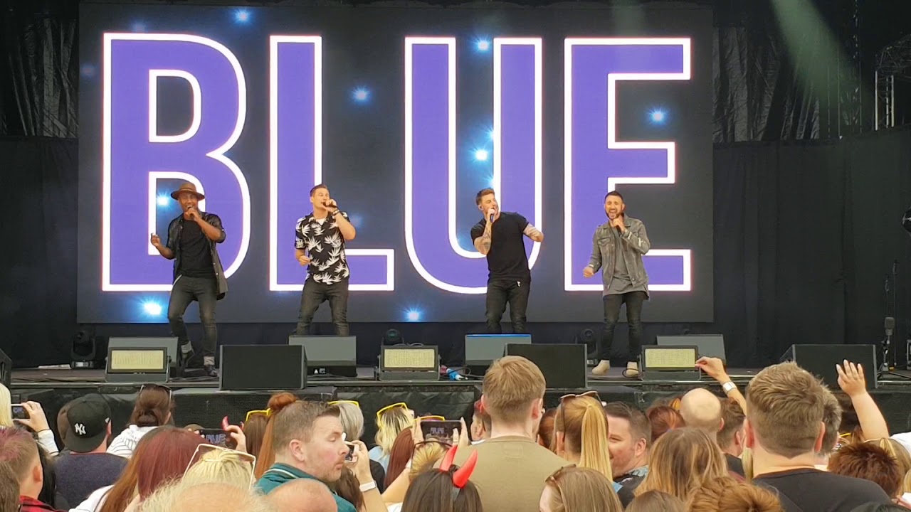 Blue - Too close - Slessor Gardens - 22 June 2018 - YouTube