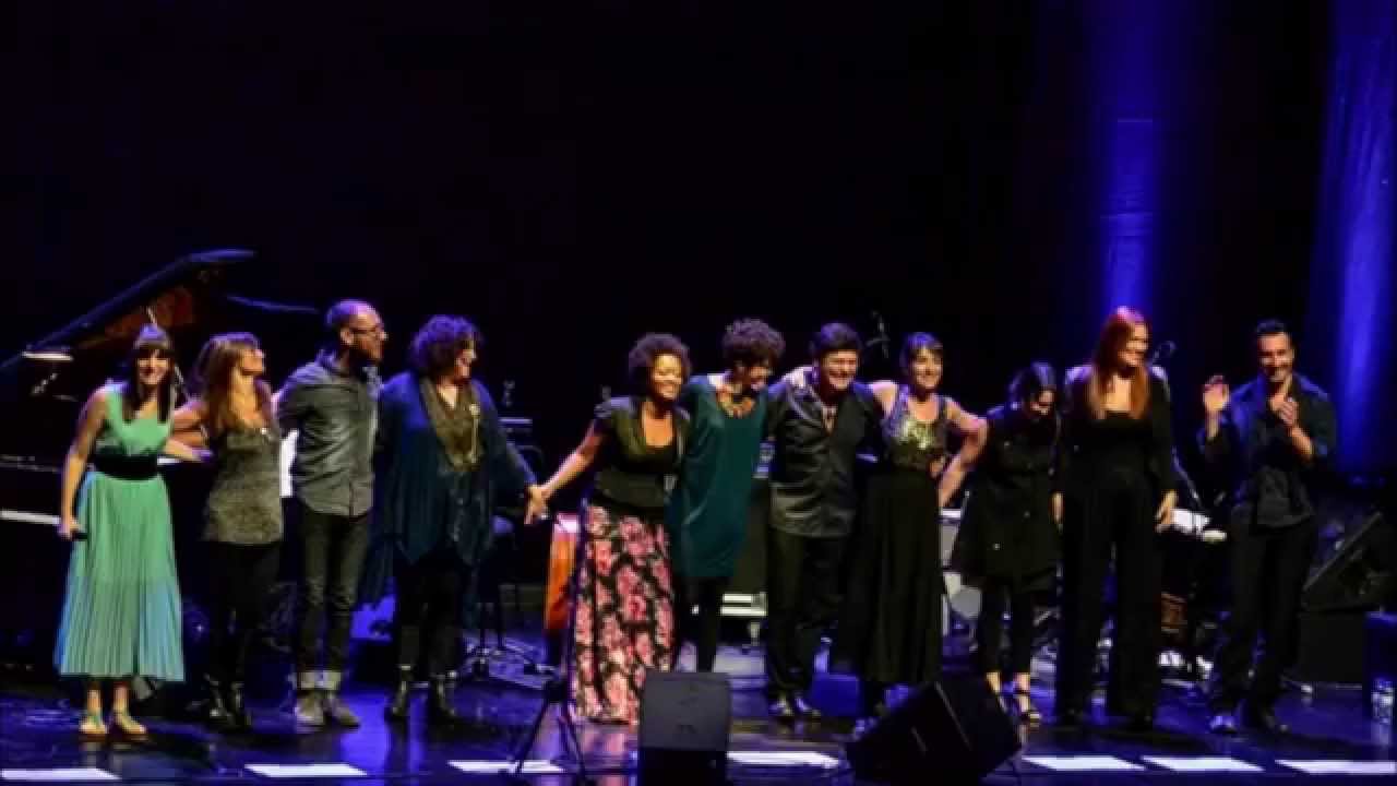 Cati Freitas "Borderline" - Tributo a Joni Mitchell no Misty Fest 2013 ...