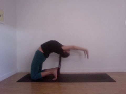 Yoga Backbend Trick Camel (Ustrasana) to Upward Bow (Urdhva Dhanurasana ...
