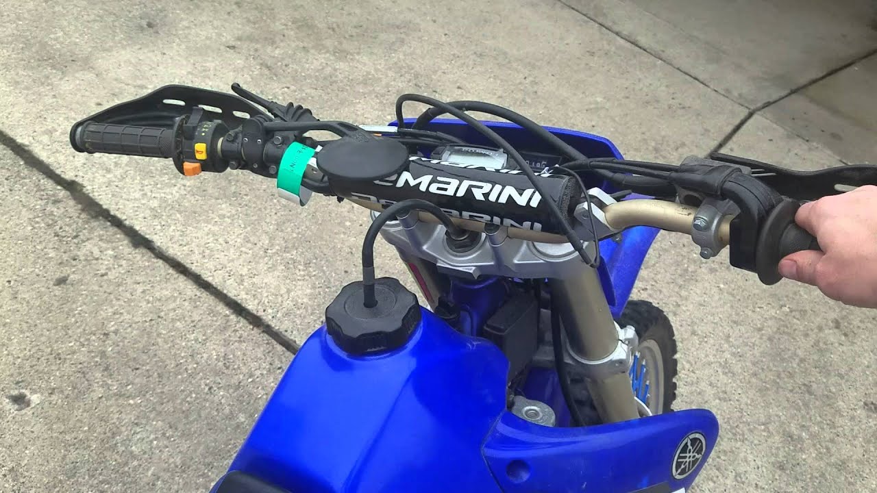 2001 Yamaha WR426F idle - YouTube