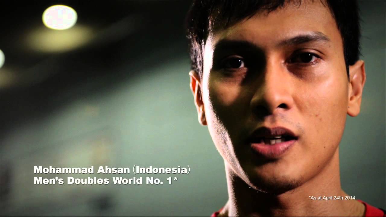 Advertisement: Yonex Nanoray900 - YouTube