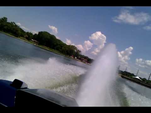 Jet boat - taking off - YouTube