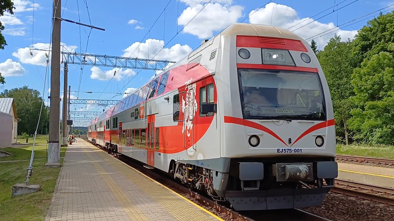 LTG Link EJ575-001 at Zasliai railway station - YouTube