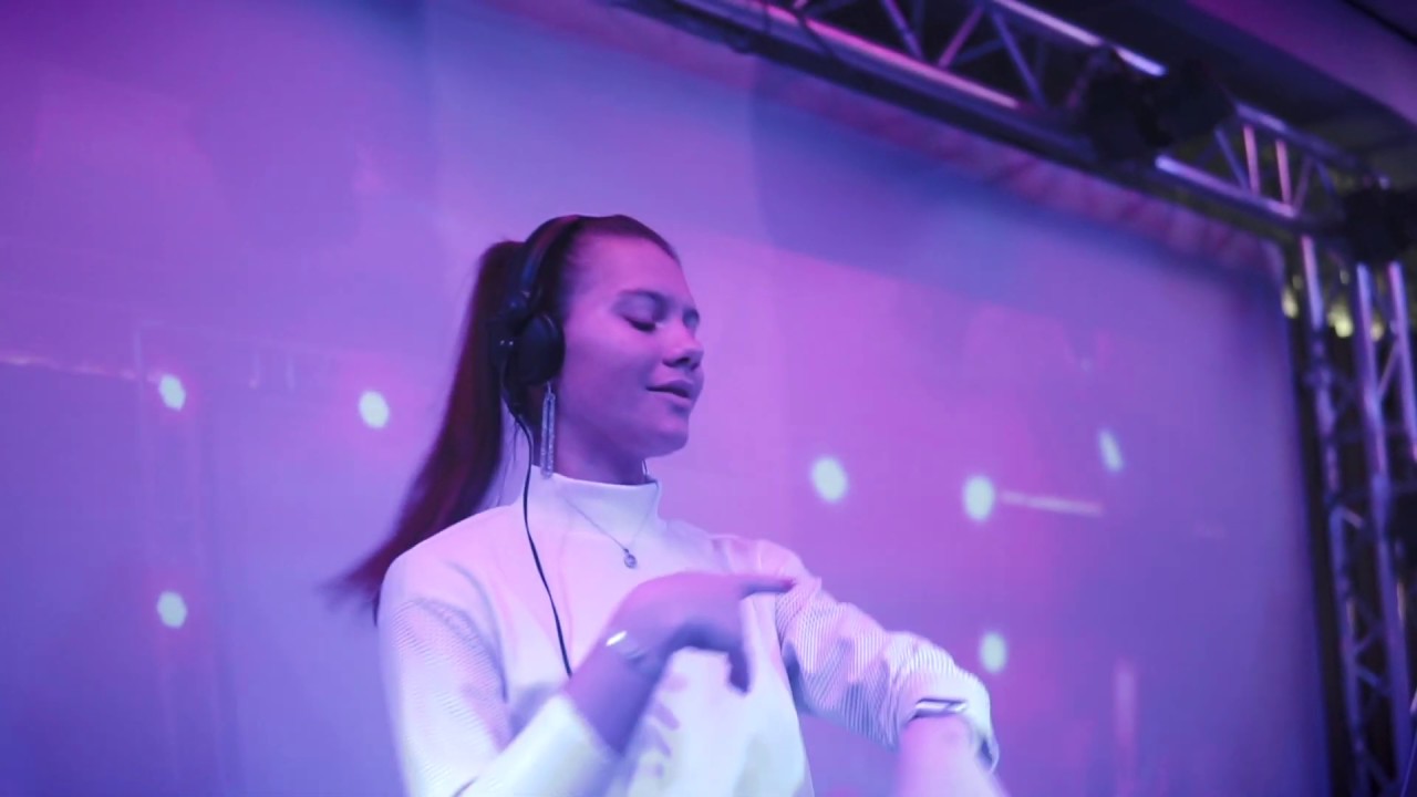Party with DJ Nika Shine - YouTube