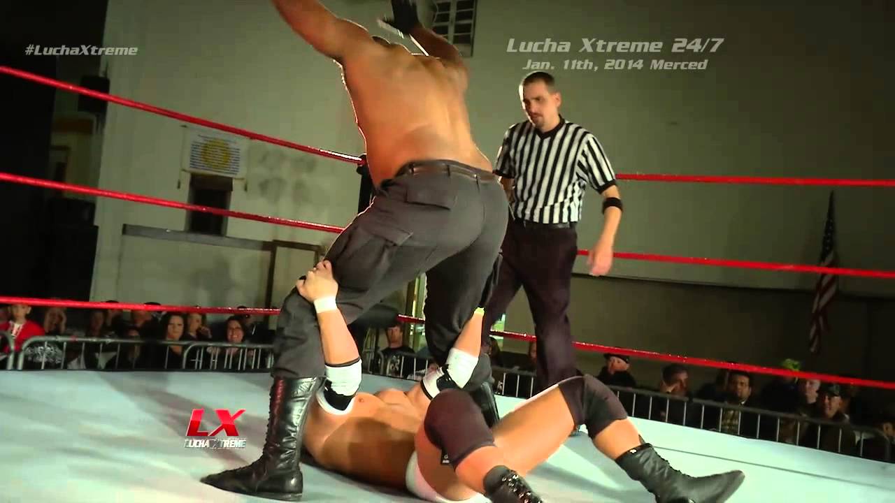 Mustafa Saed vs Wiseguy - YouTube