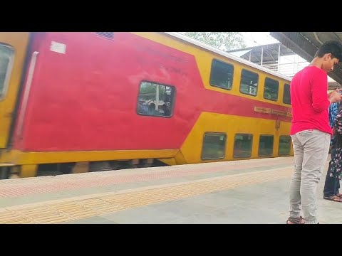 12932 || Ahmedabad Jn - Mumbai Central || Double Decker Express || High ...