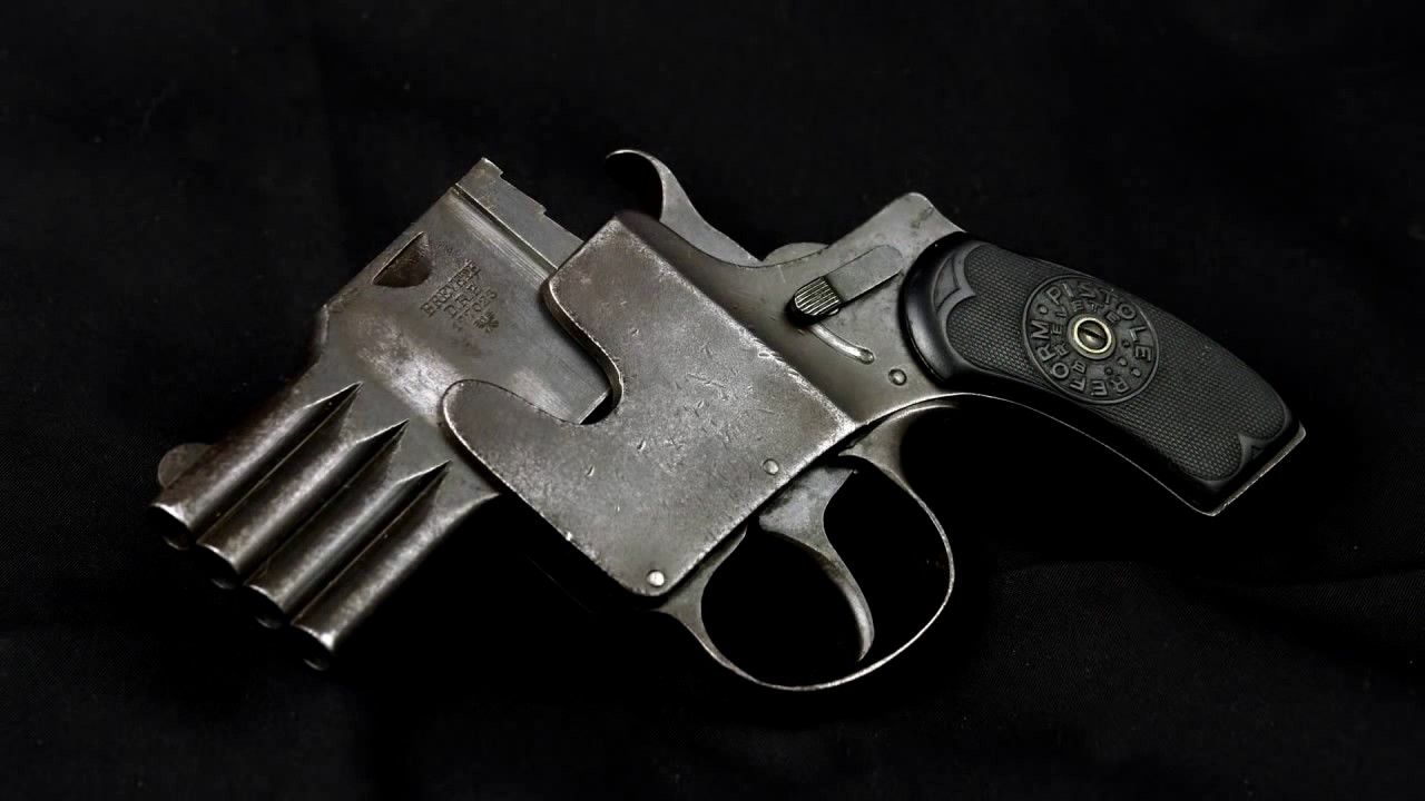 Review: the Schüler Reform pistol a 4 barrel German revolver - YouTube