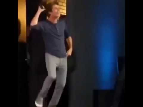 Dylan O'Brien dance !! - YouTube