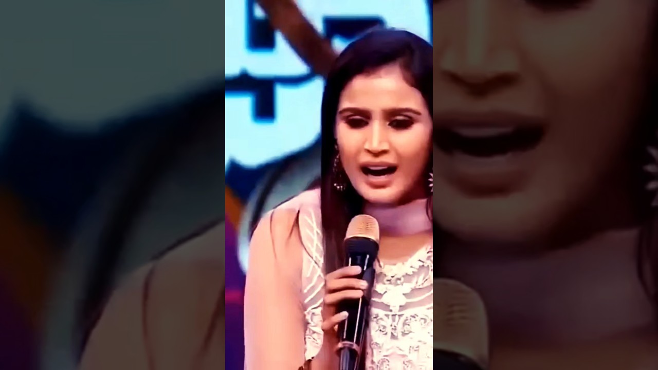 Kavya singing song very funny#teluguserial #kavya #nikhil - YouTube