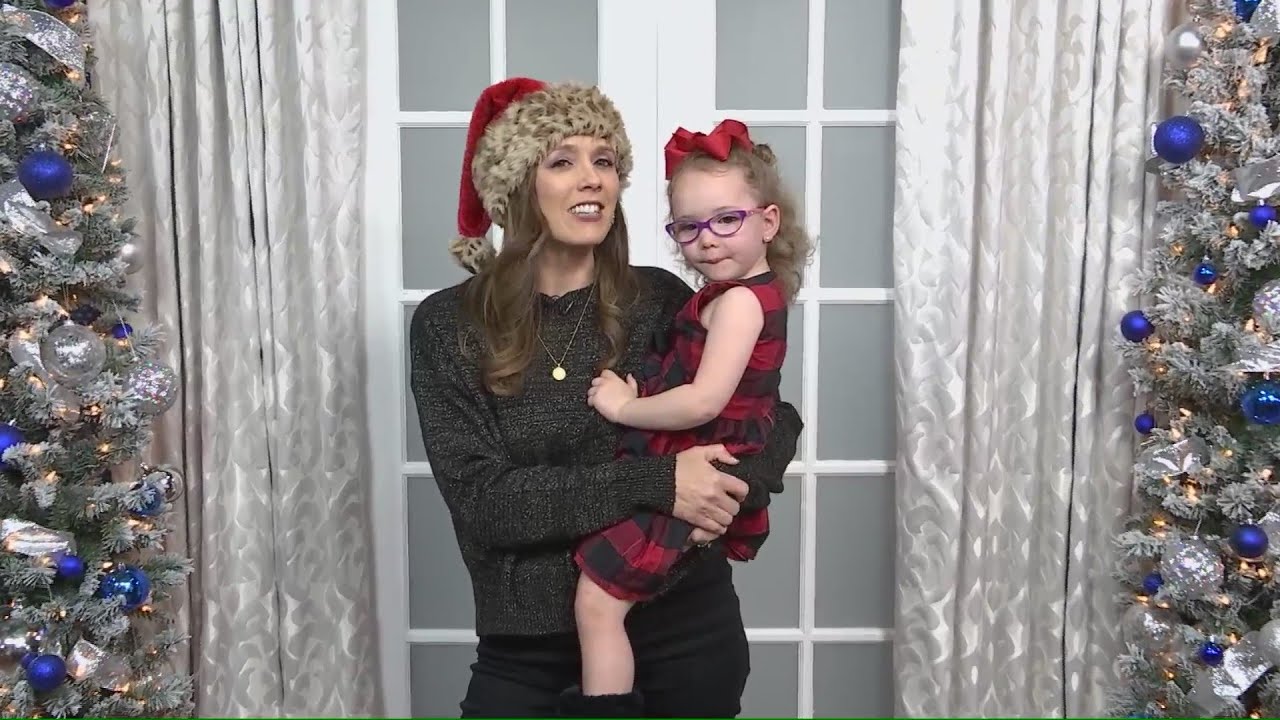 Adelynn sings Jingle Bells - YouTube