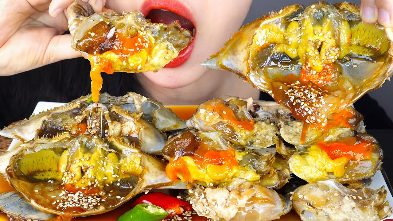 ASMR Soy Sauce Marinated Raw Crab 간장게장 먹방*Ganjang Gejang*NO TALKING ...