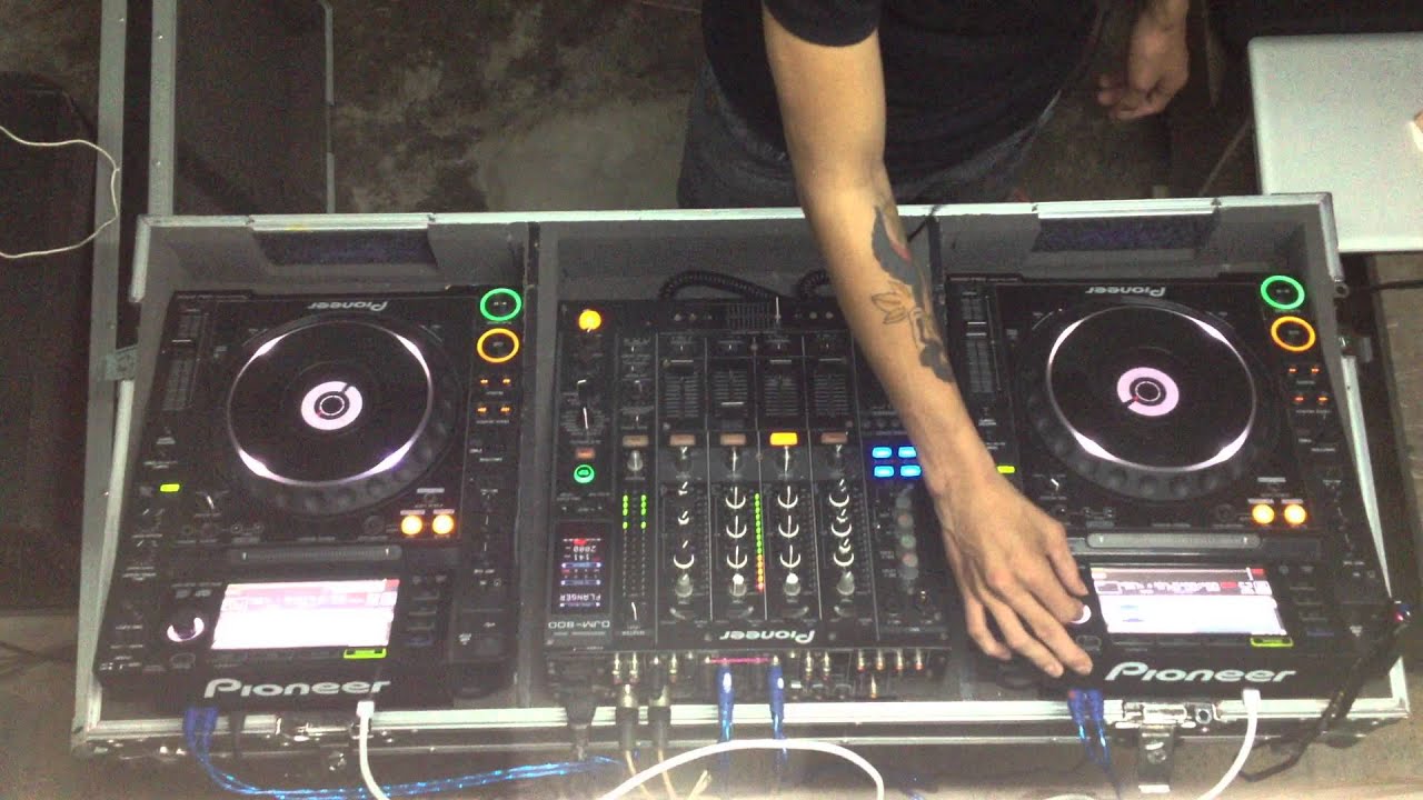 CDJ 2000 Mix 800 DJ Dũng Tí 0977.539.469 chuyện nhận show - YouTube