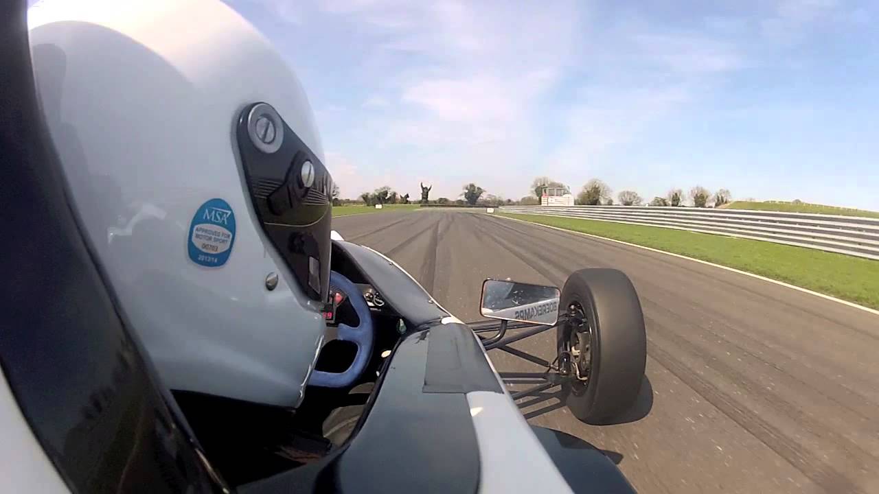 Formula Ford Crash - YouTube