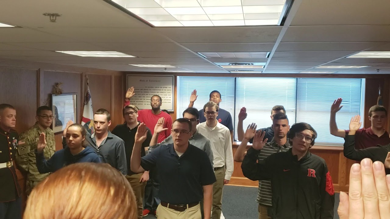 U.S. Army Swearing in Ceremony - YouTube