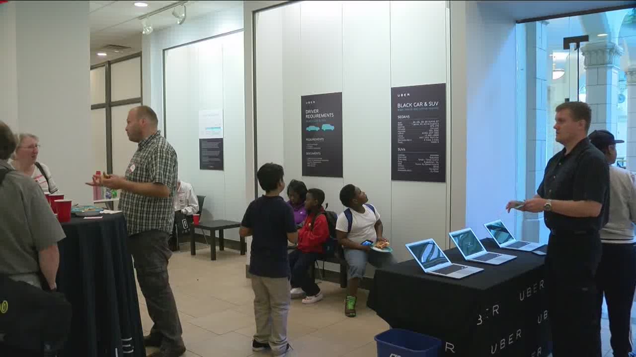 Uber opens support center for drivers downtown Milwaukee - YouTube