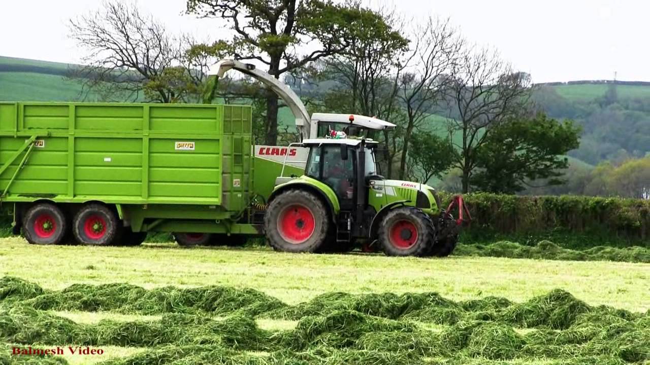 Silaging with Claas Jaguar. - YouTube