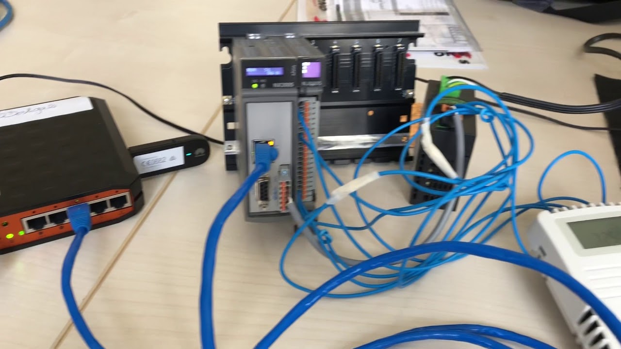 CLP Altus com TosiBox - YouTube