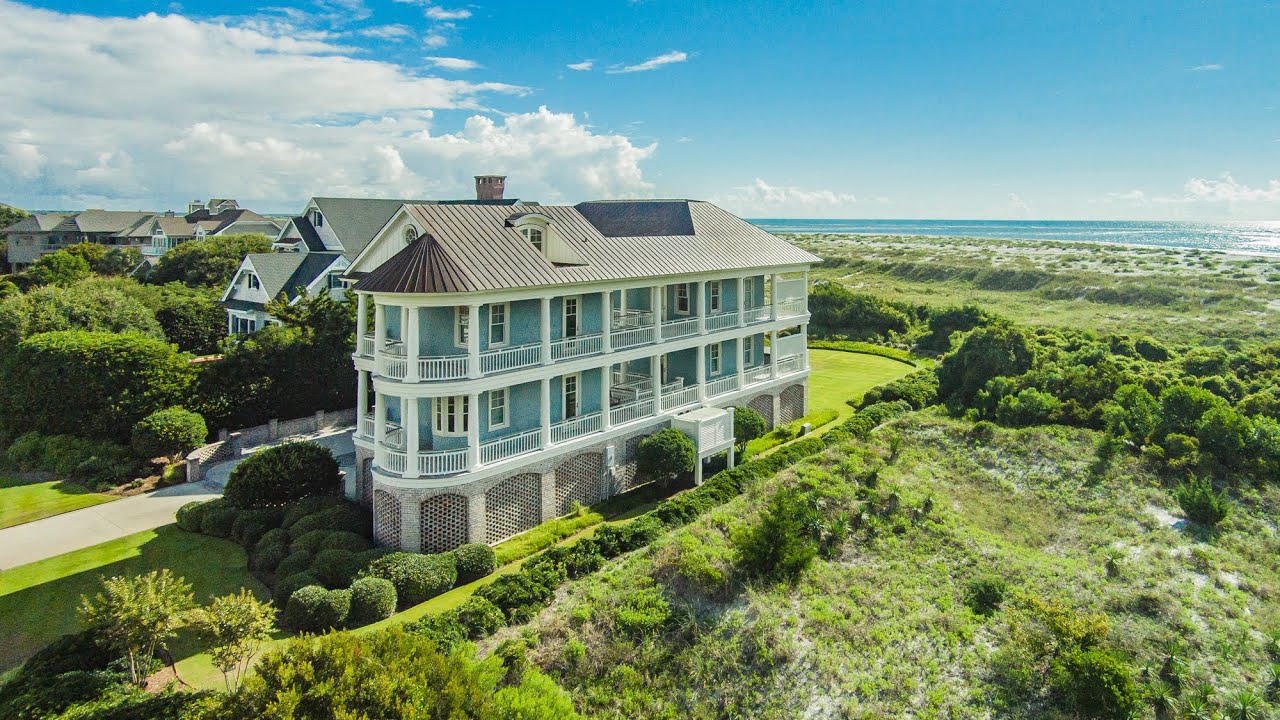 520 Beach Road North | Figure Eight Island - YouTube