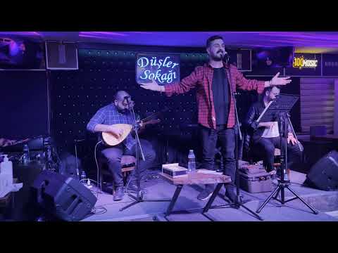 Yaşar GÜMÜŞ - Bahçede Yeşil Çınar