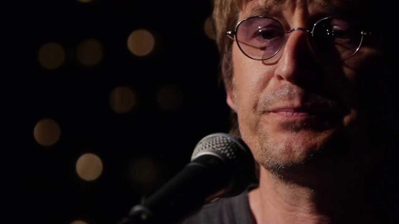Gerald Collier - Nothing Last Forever (Live on KEXP) - YouTube
