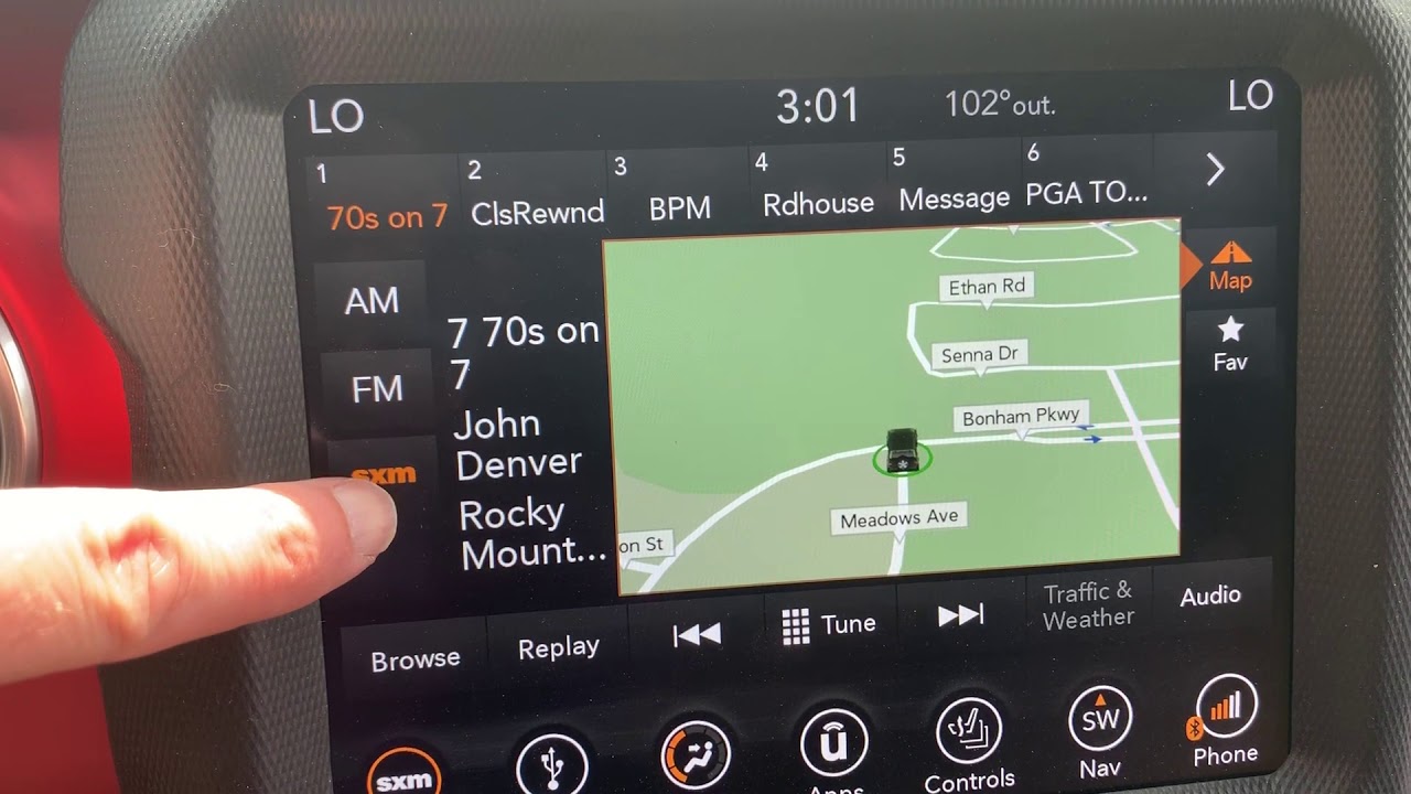 2018 Jeep Wrangler JL Uconnect radio issues 1 of ? - YouTube