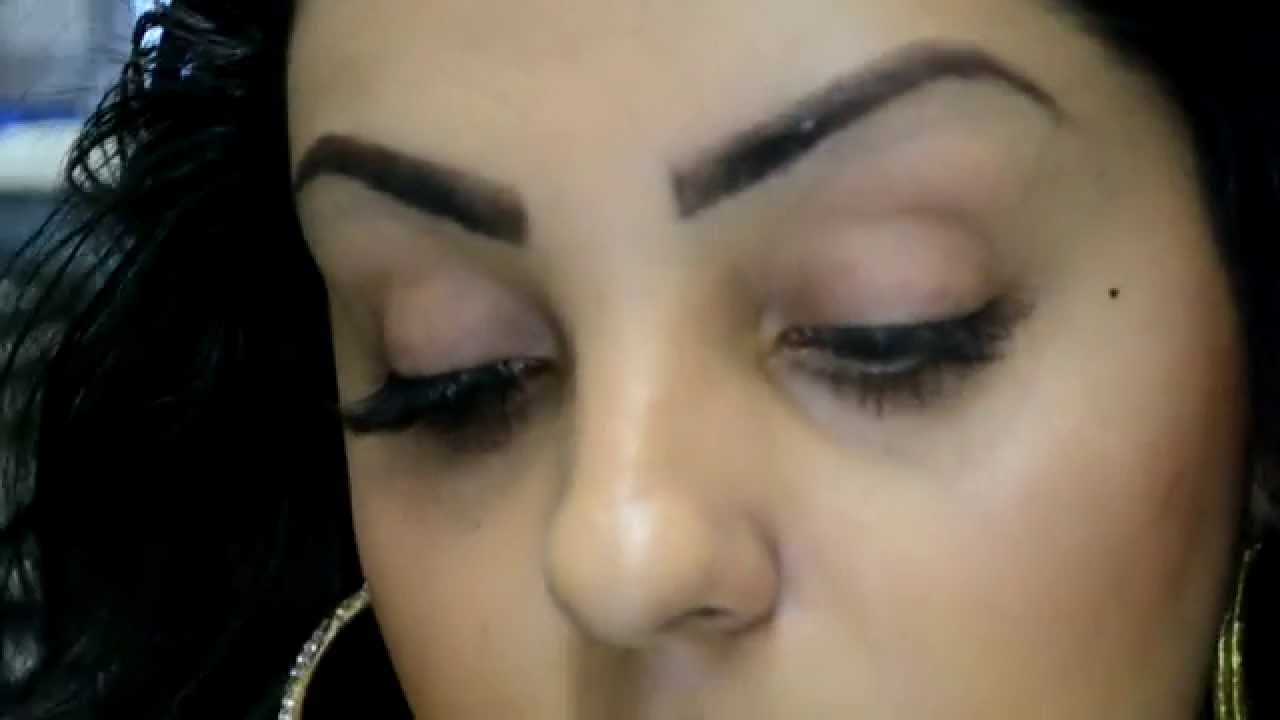 Individual Eyelash Tutorial [Installation] - YouTube