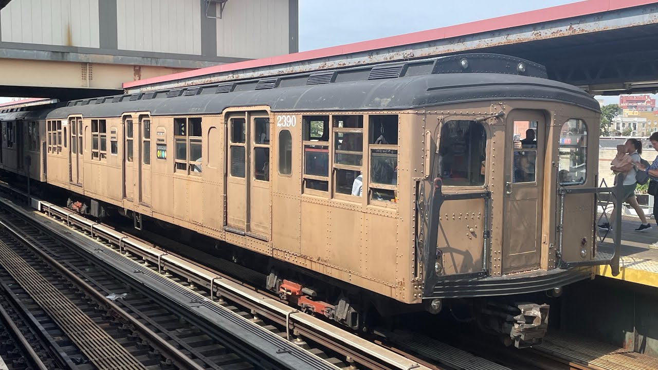 Railfanning the Parade of Trains 2023 - YouTube