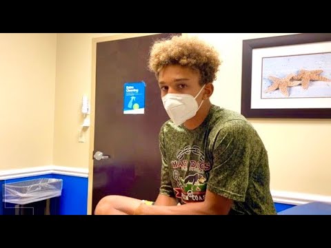 FOOTBALL INJURY! Broken Rib? & Managing SCHOOL STRESS - YouTube