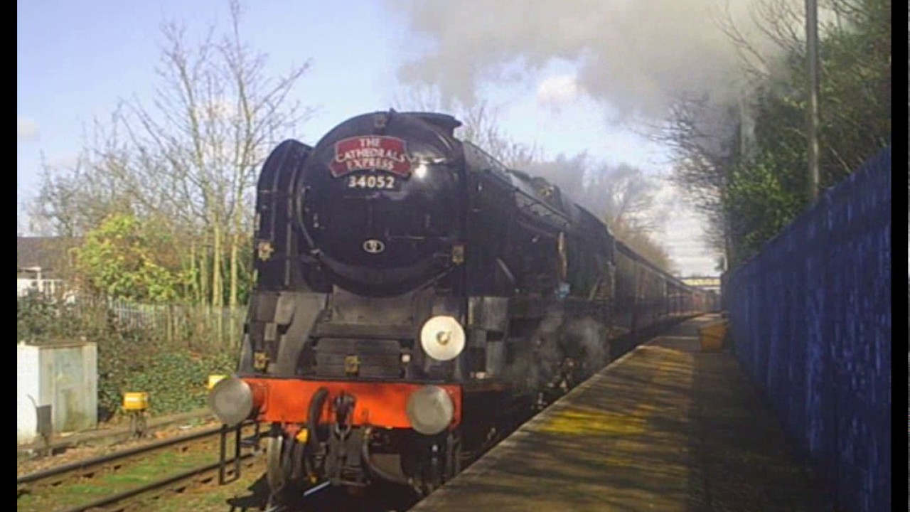 34052 with 1Z37 at Reading West, 7th March. - YouTube