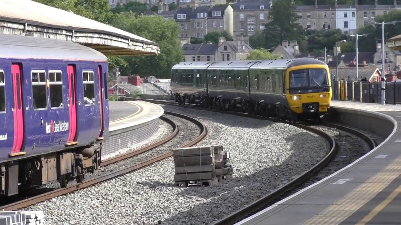 Trains at Bath Spa 24/08/18 - YouTube