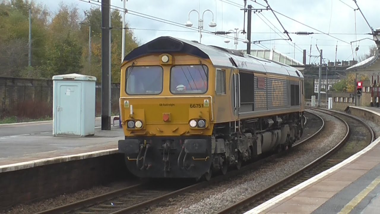 Trains at Skipton | 24/10/2017 - YouTube