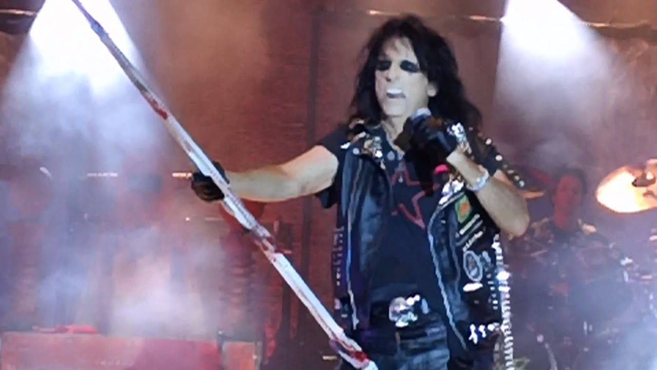 scarlett and simons concert - YouTube